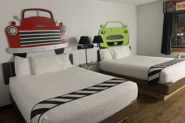 List of Themed Hotels & Fantasy Suites in Minnesota